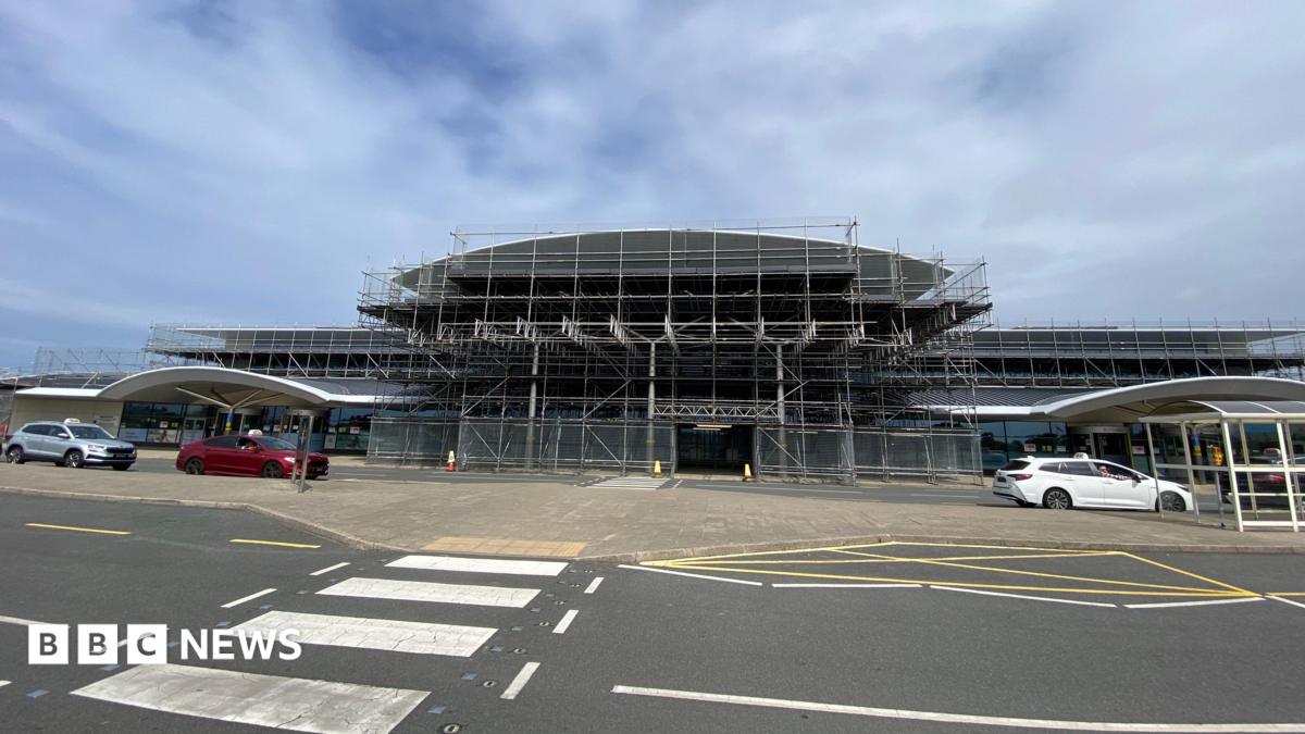 Guernsey Airport roof survey begins after Storm Ciarán damage. - BBC News