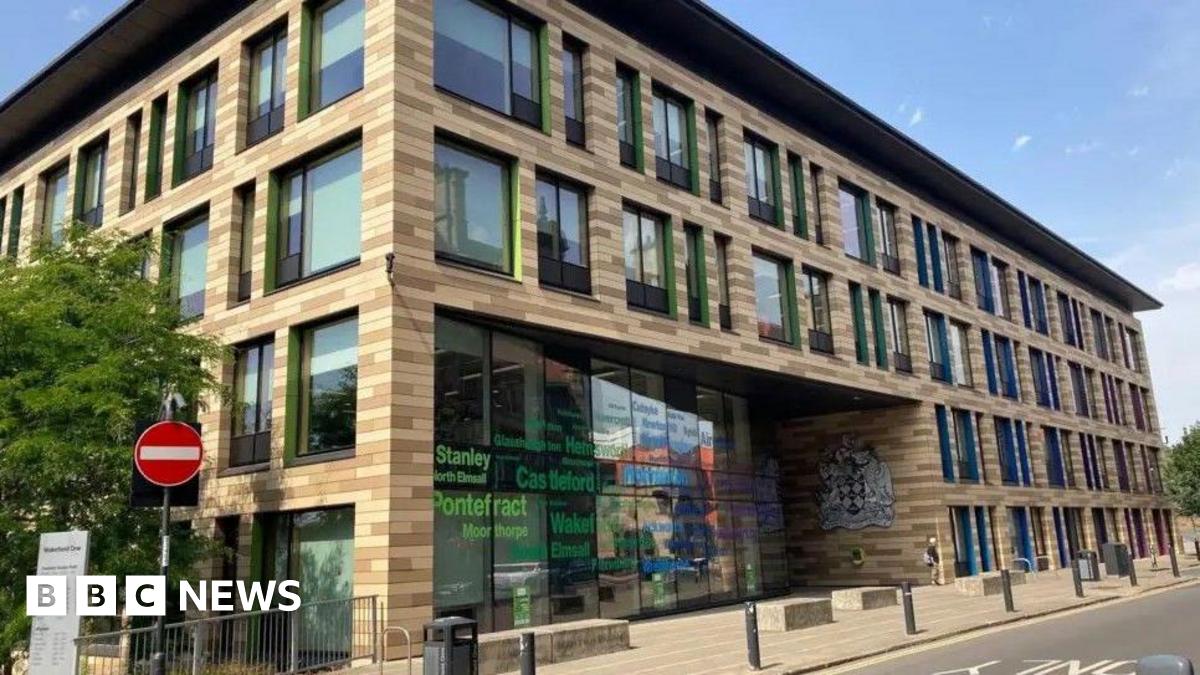 Wakefield budget approves council tax rise and £4.3m support fund - BBC ...