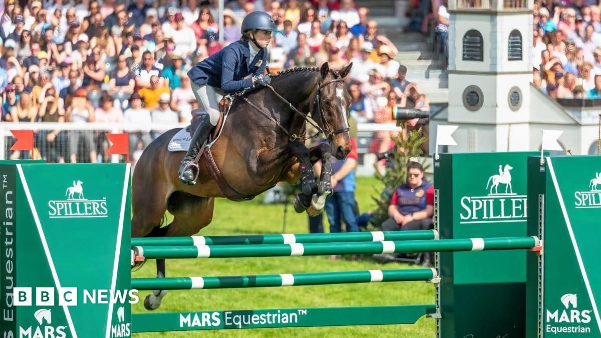 Norfolk horse rider takes next step towards Olympics dream - BBC News