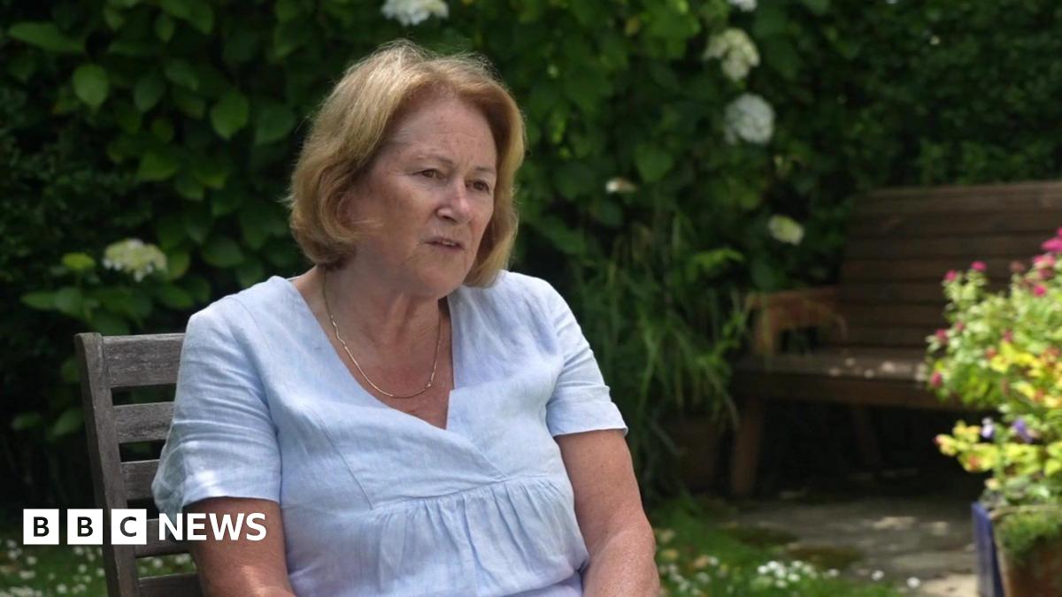 Calls for new Cornish minister and more devolved powers - BBC News