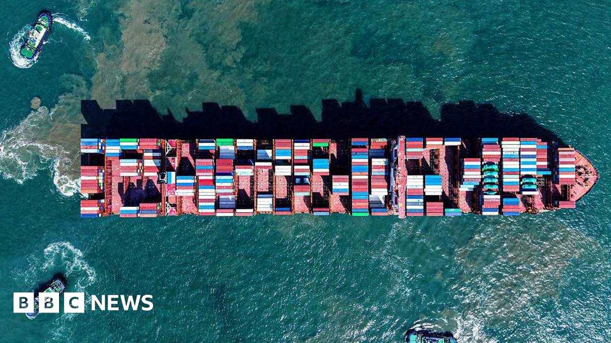 Why hackers are targeting the world's shipping - BBC News