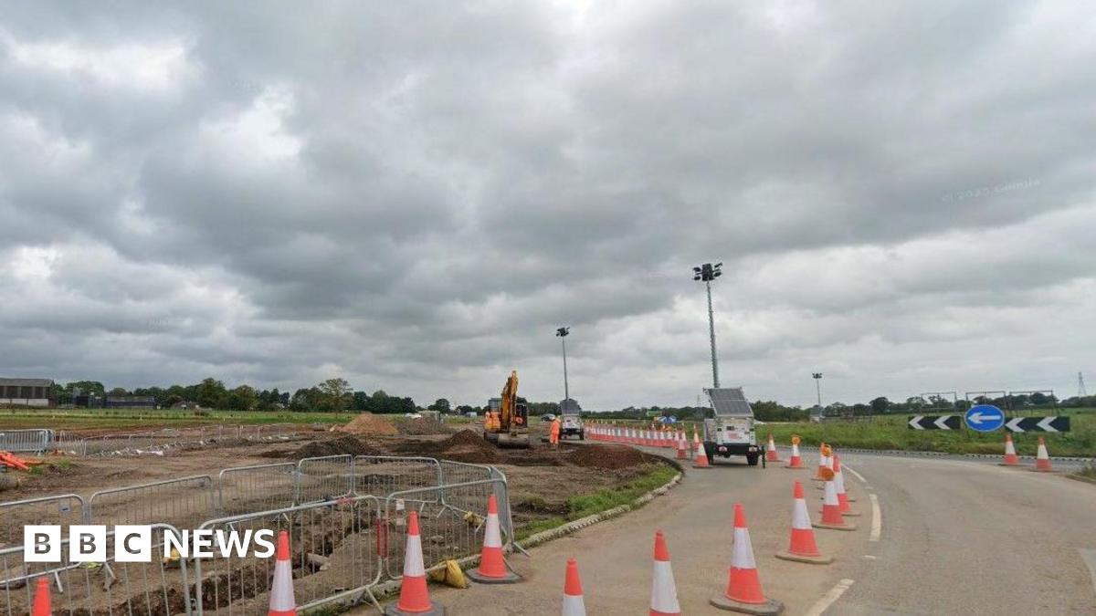 Carlisle's Newby West roundabout work begins - BBC News