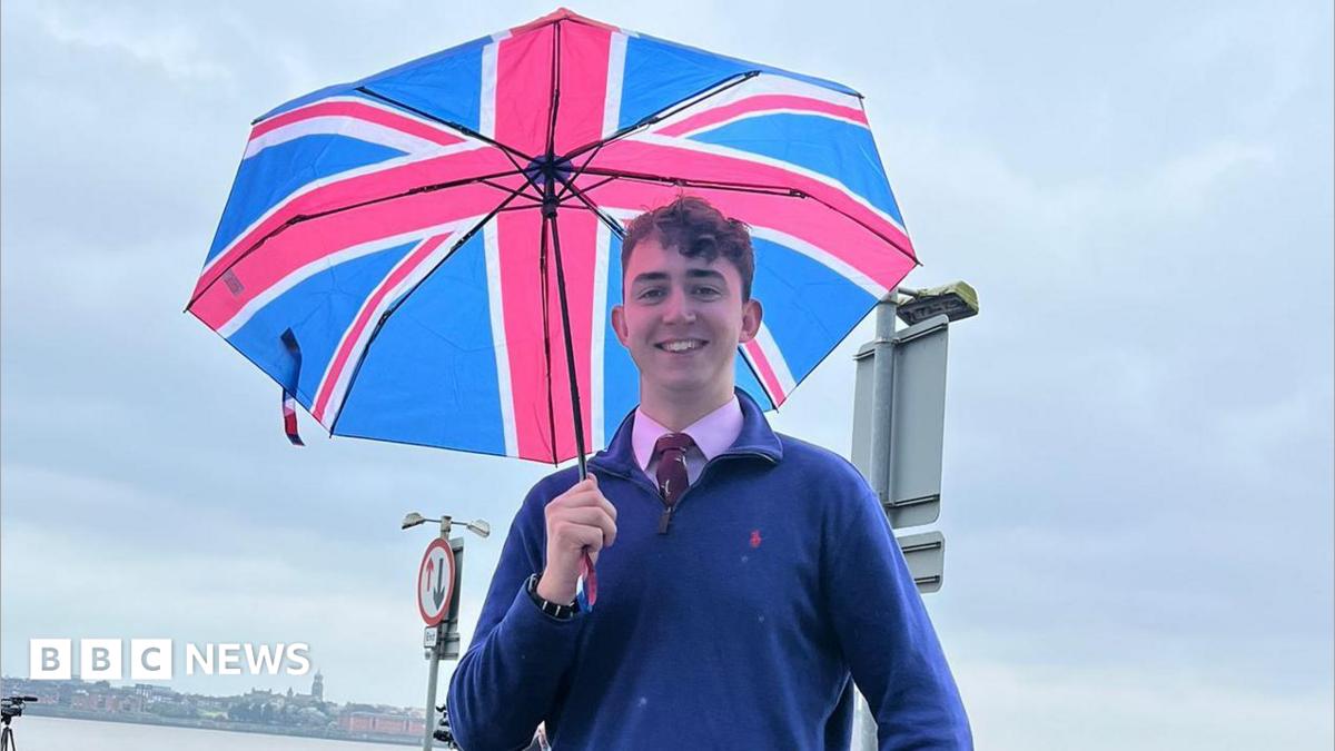 Erewash Mayor might be the youngest in the country - BBC News