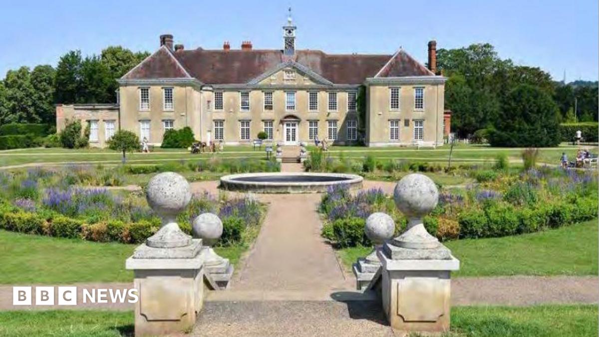 Reigate Priory Junior School to move to Surrey council land - BBC News