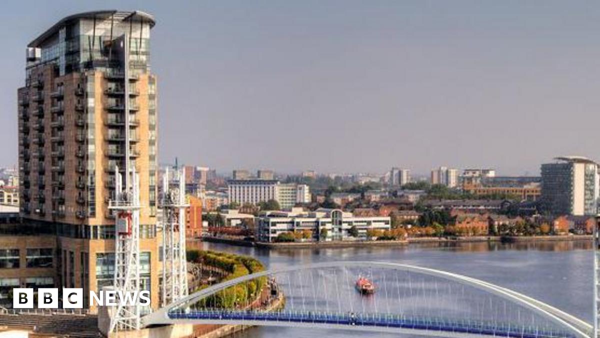 Major Greater Manchester regeneration plan gets city's backing - BBC News