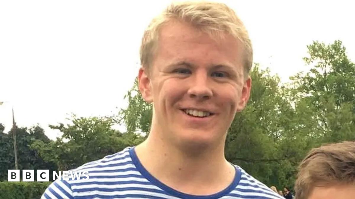 Mother tells Harris Macdonell inquiry of ward decision regret - BBC News