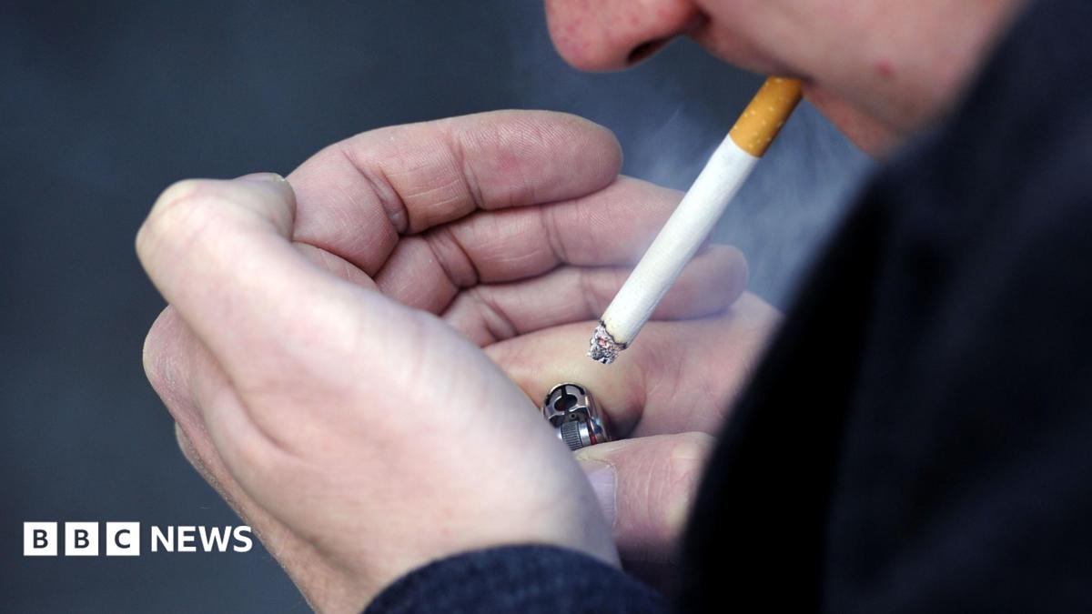 Council spends £2m to help people in Stoke-on-Trent quit smoking - BBC News