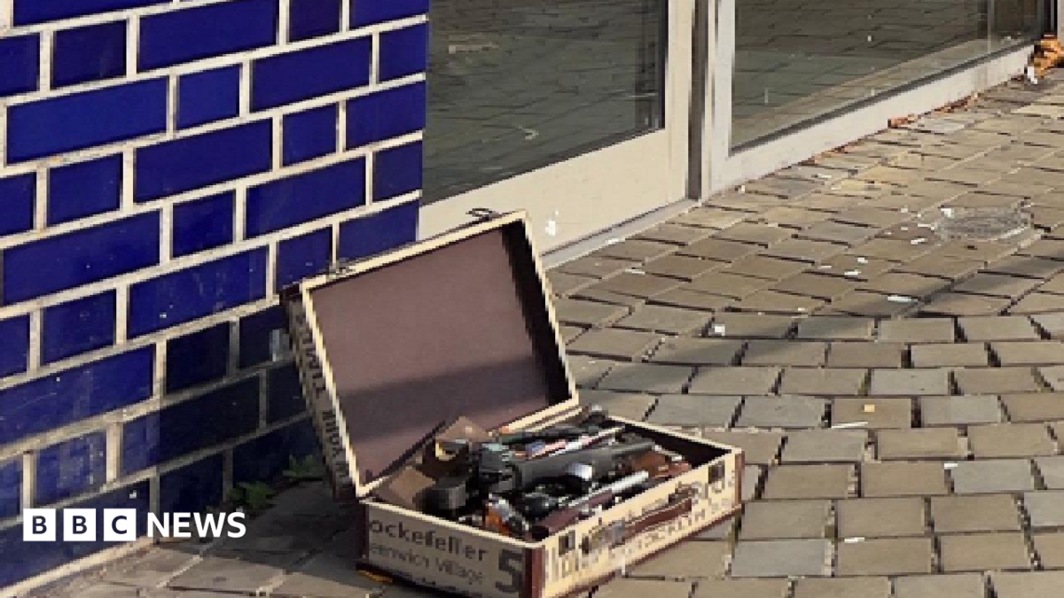 Arrest after suspicious package found at Swansea police station - BBC News