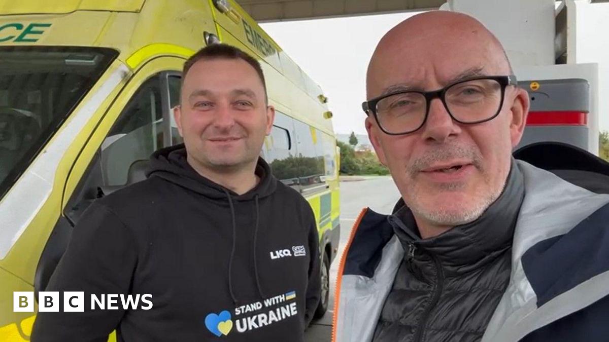 MP Matt Western helps transport aid convoy to Ukraine - BBC News