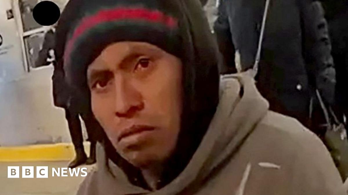 New York subway death accused fanned flames with shirt, prosecutors say ...