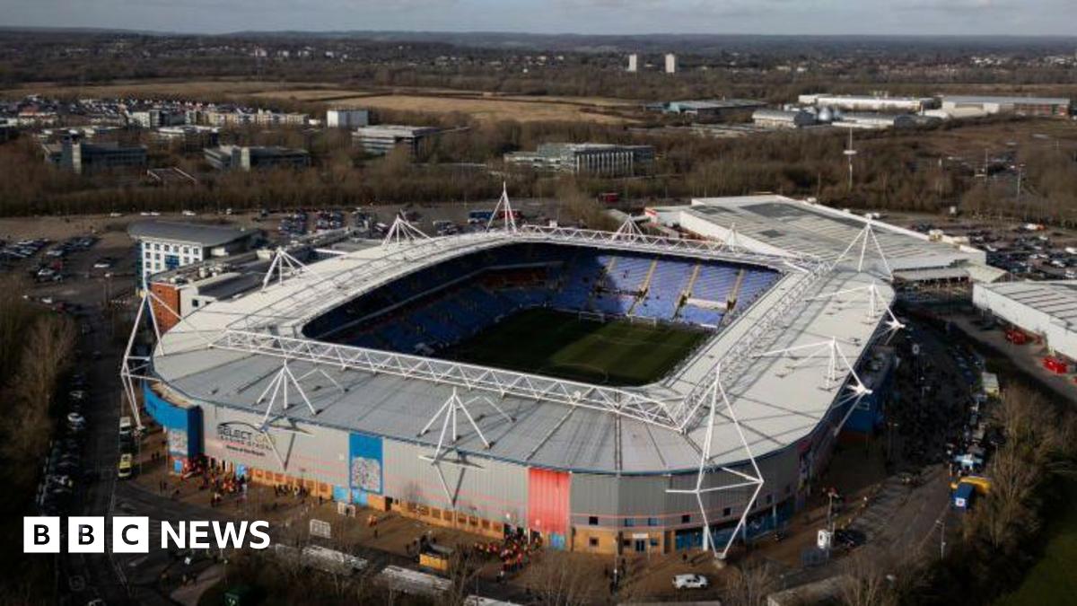 Reading FC: MP Yuan Yang joins fan group in calling for inquiry - BBC News