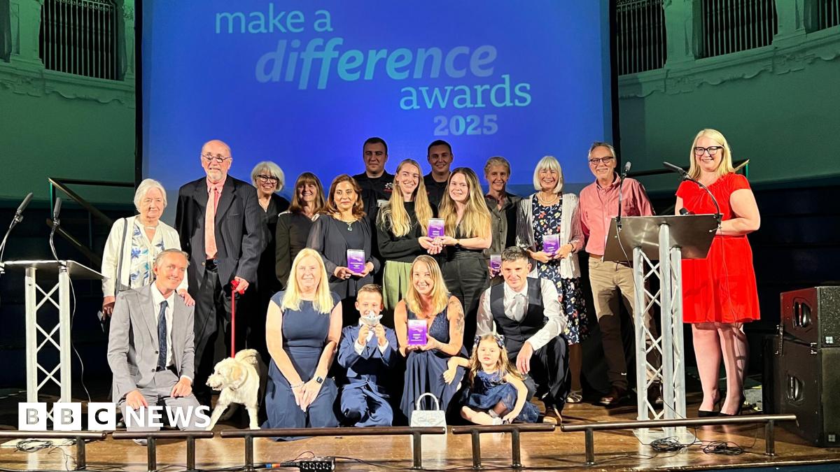 BBC Radio Oxford local winners at Make a Difference Awards final - BBC News