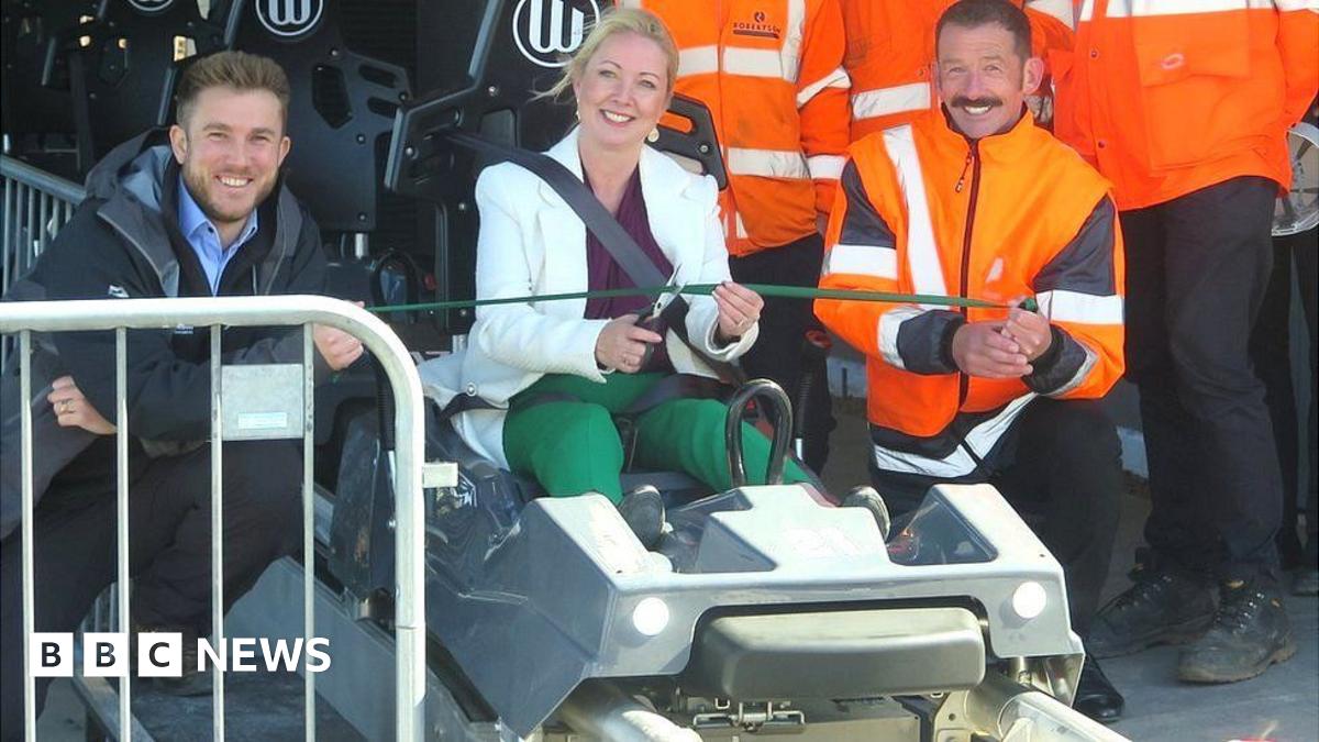 Scotland's first alpine coaster ride opens in Midlothian - BBC News