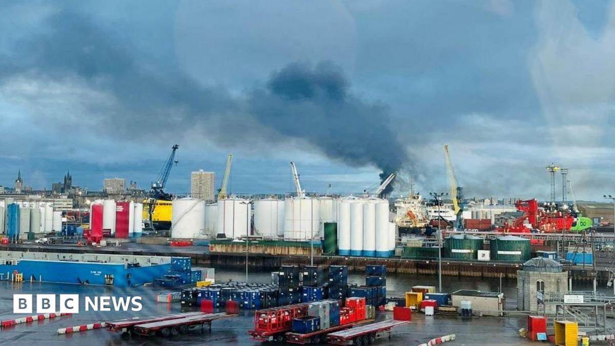 Roads closed and buildings evacuated after fire near Pittodrie - BBC News