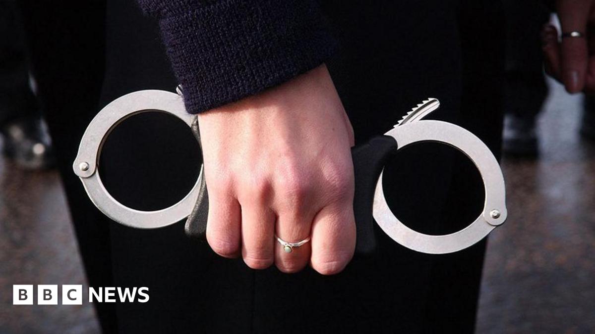 Sex offender targeted teen on birthday night out - BBC News