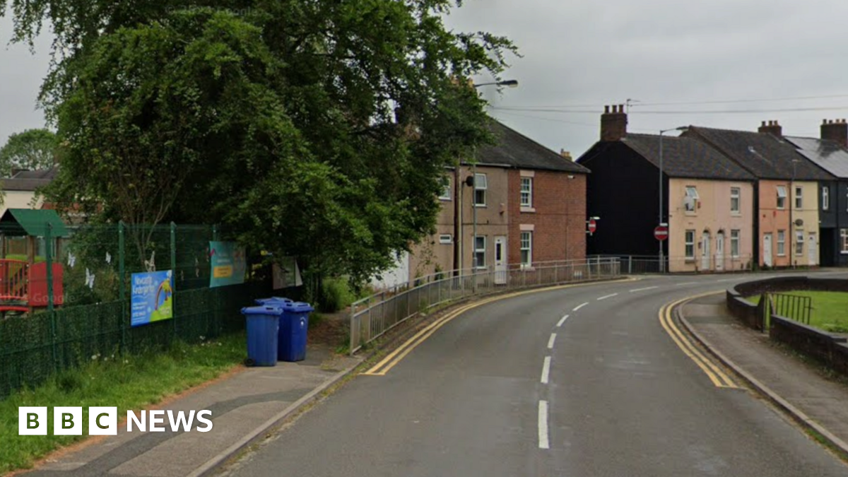 Arrest after passenger dies as car hits railings in Knutton - BBC News