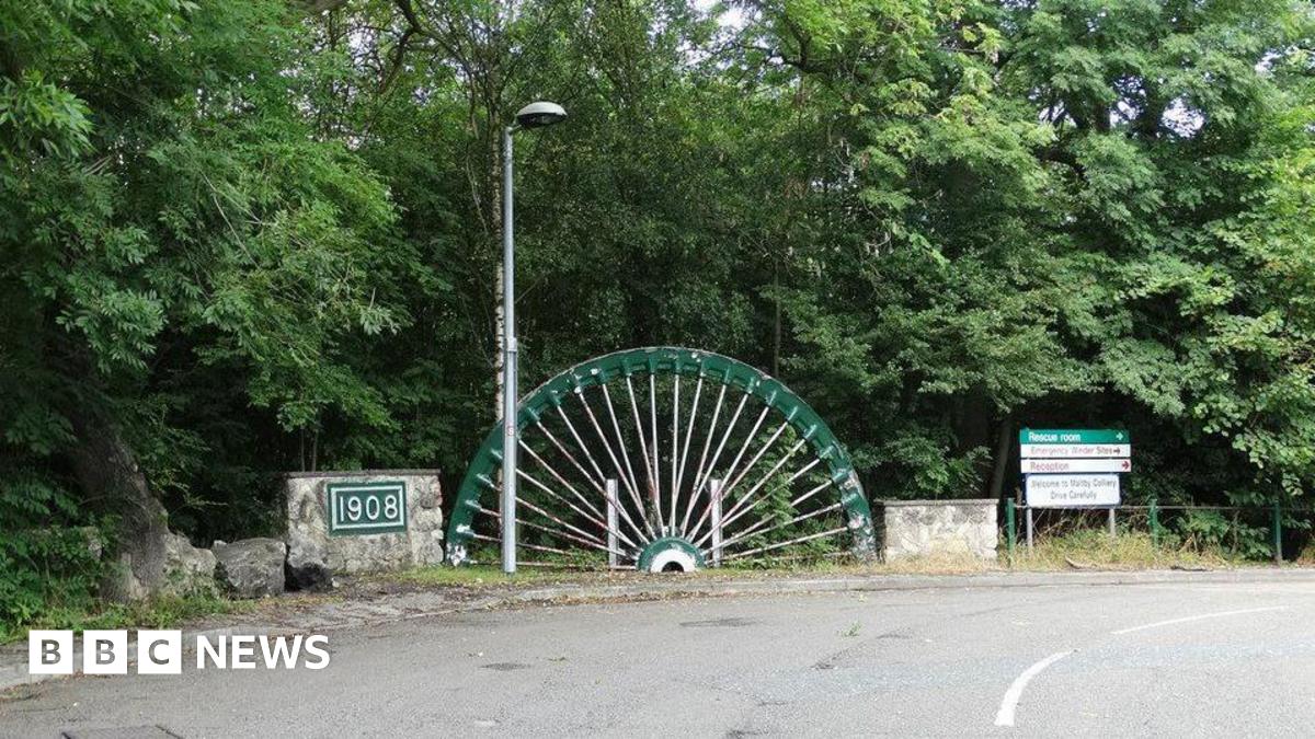 Concerns over materials used in Maltby mine restoration - BBC News