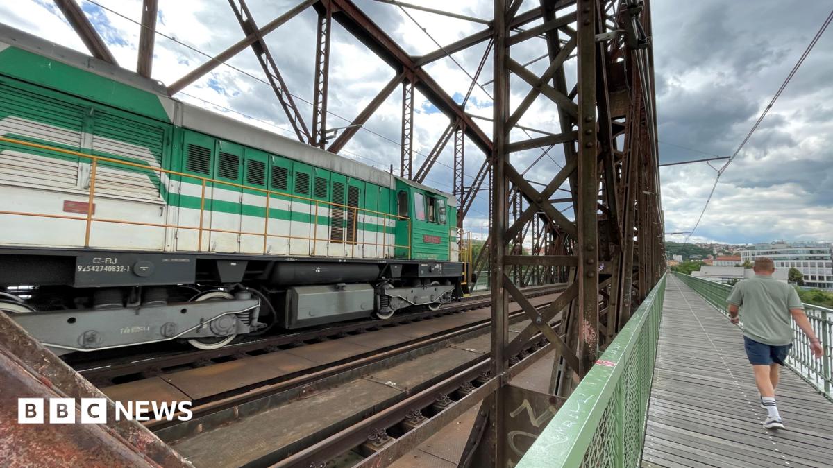 A bridge too far? Prague railway project draws criticism - BBC News