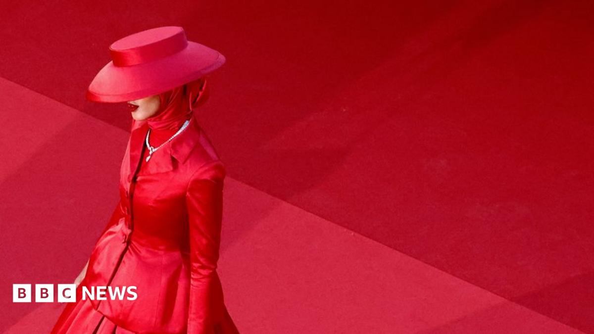 Week in pictures: 18-24 May 2024 - BBC News