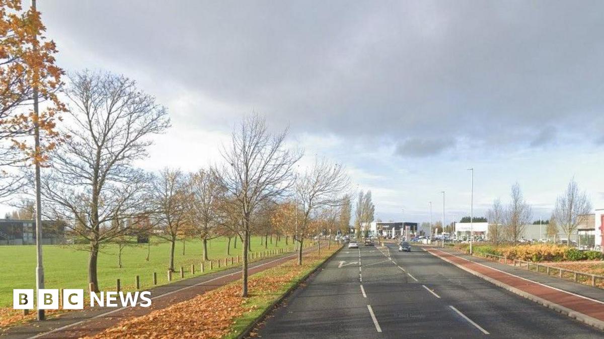 Woman dies after Darlington crash involving motorbike and HGV - BBC News