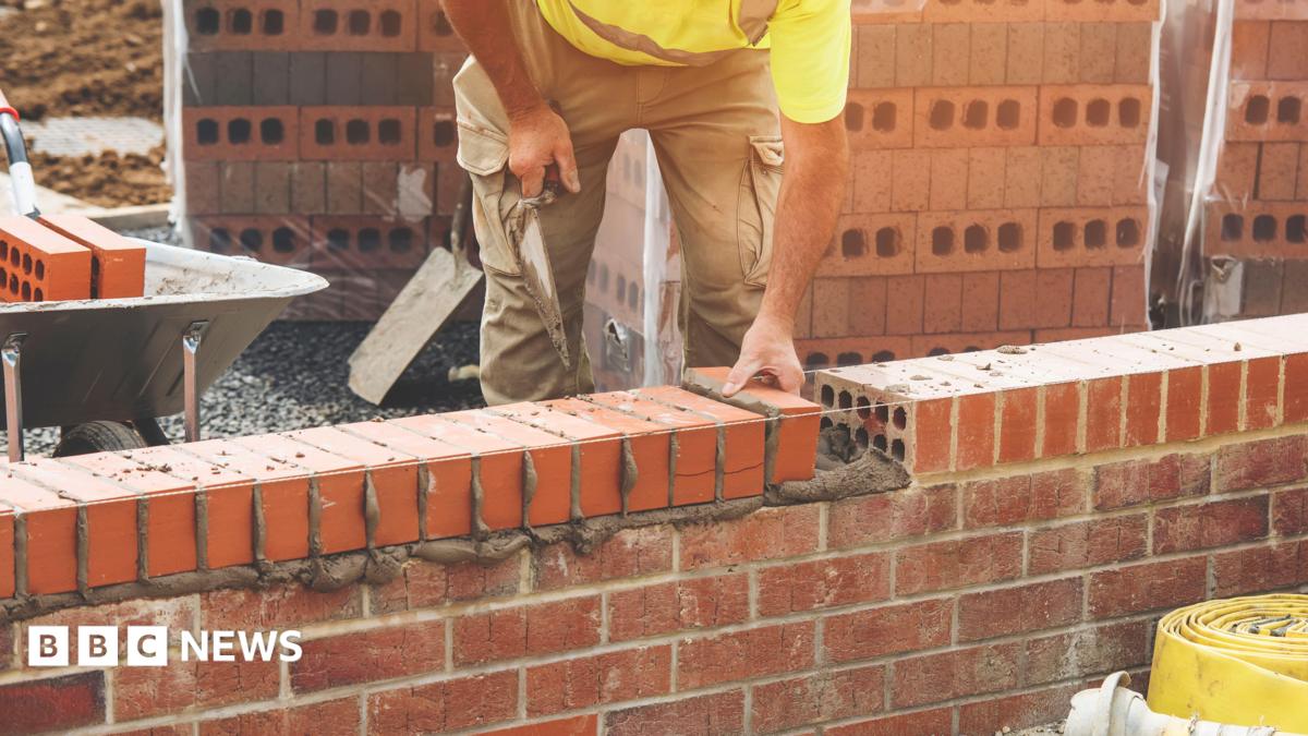 Plans for 27,000 Basildon homes going to the public - BBC News
