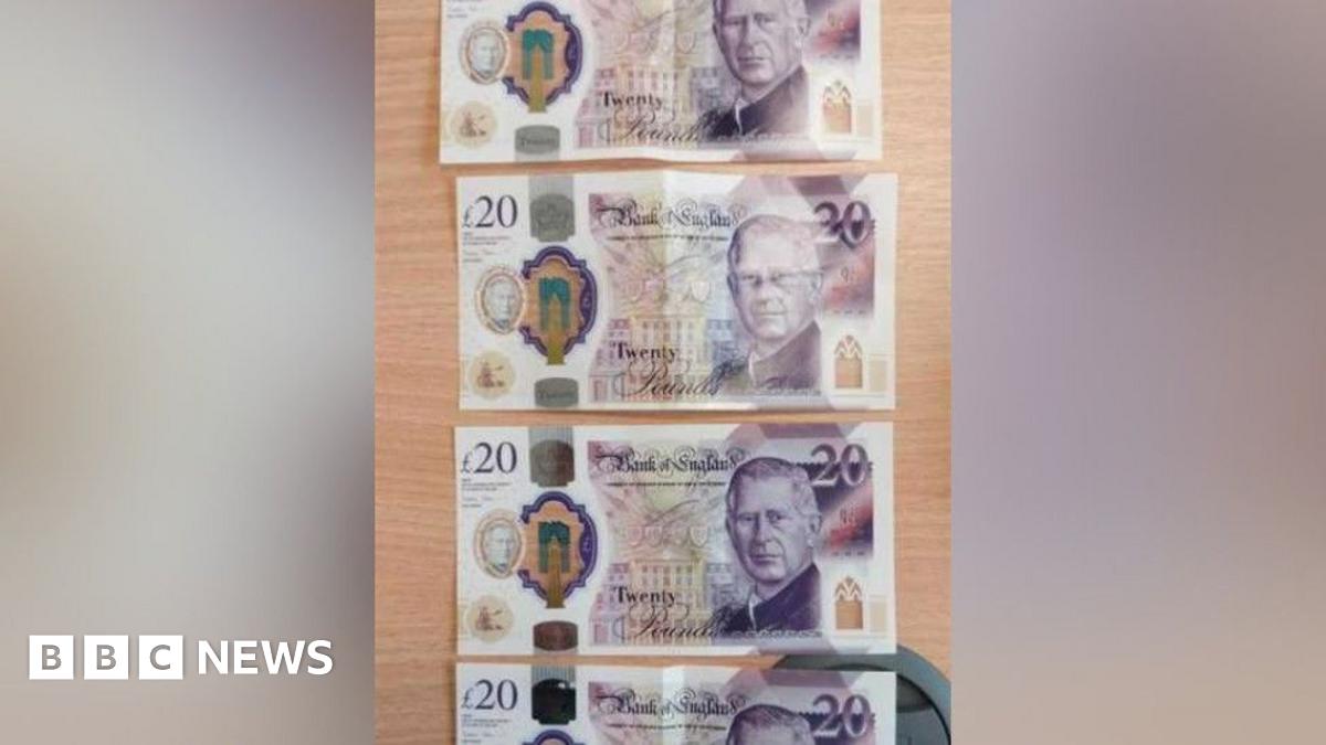 Businesses and schools warned after counterfeit notes used - BBC News