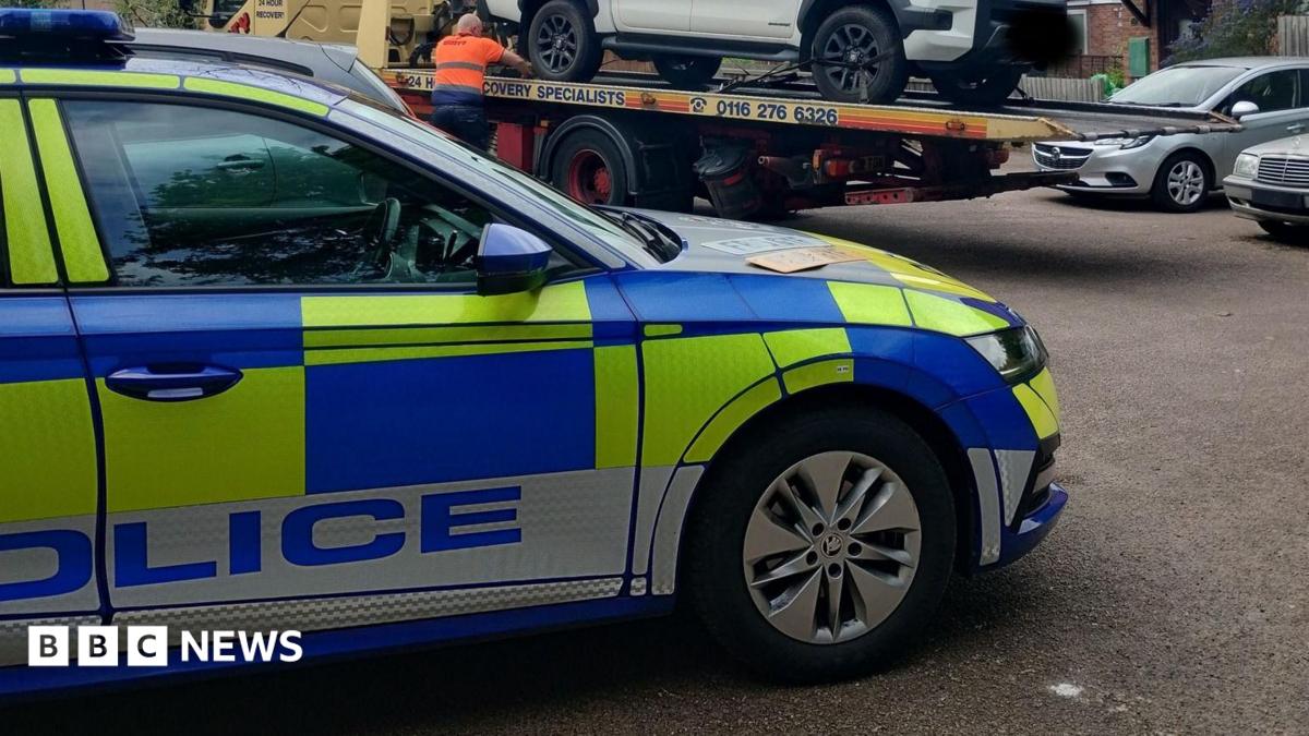 Leicester police issue theft warning to Toyota owners - BBC News