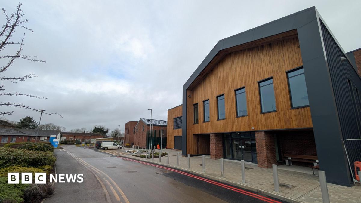 Two new mental health units to welcome patients - BBC News