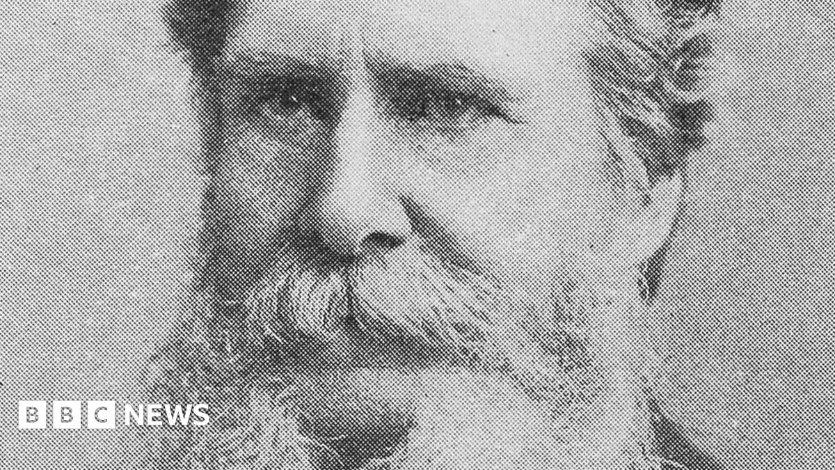 Strabane: 'Father of New York subway' honoured in hometown - BBC News