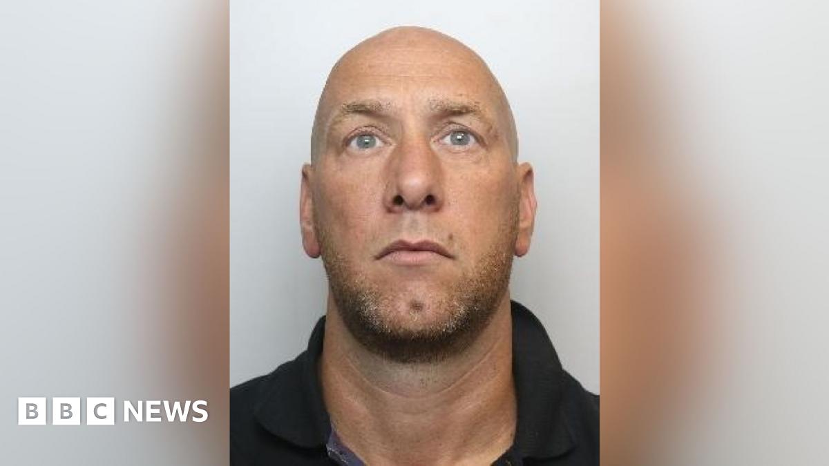 Manvers: Man admits violent disorder during Rotherham riot - BBC News