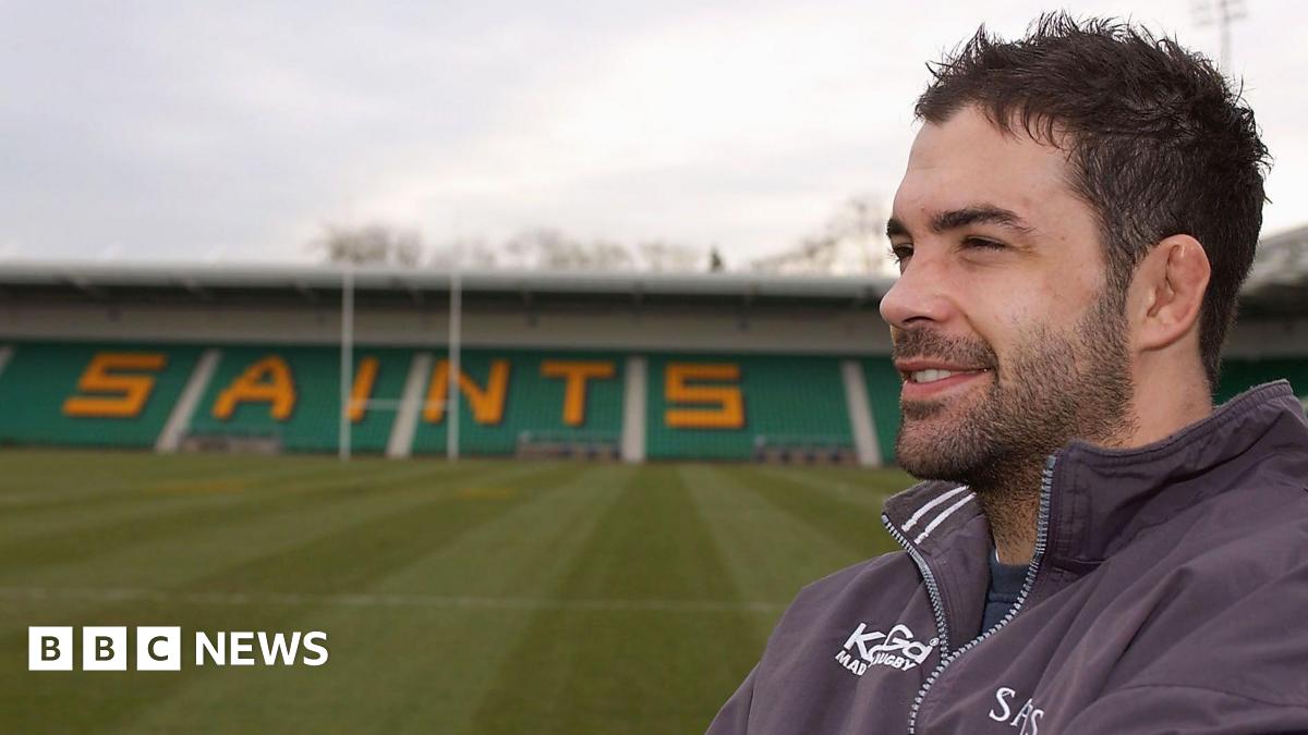 Ex-rugby captain Budge Pountney to run 86 miles for charity - BBC News