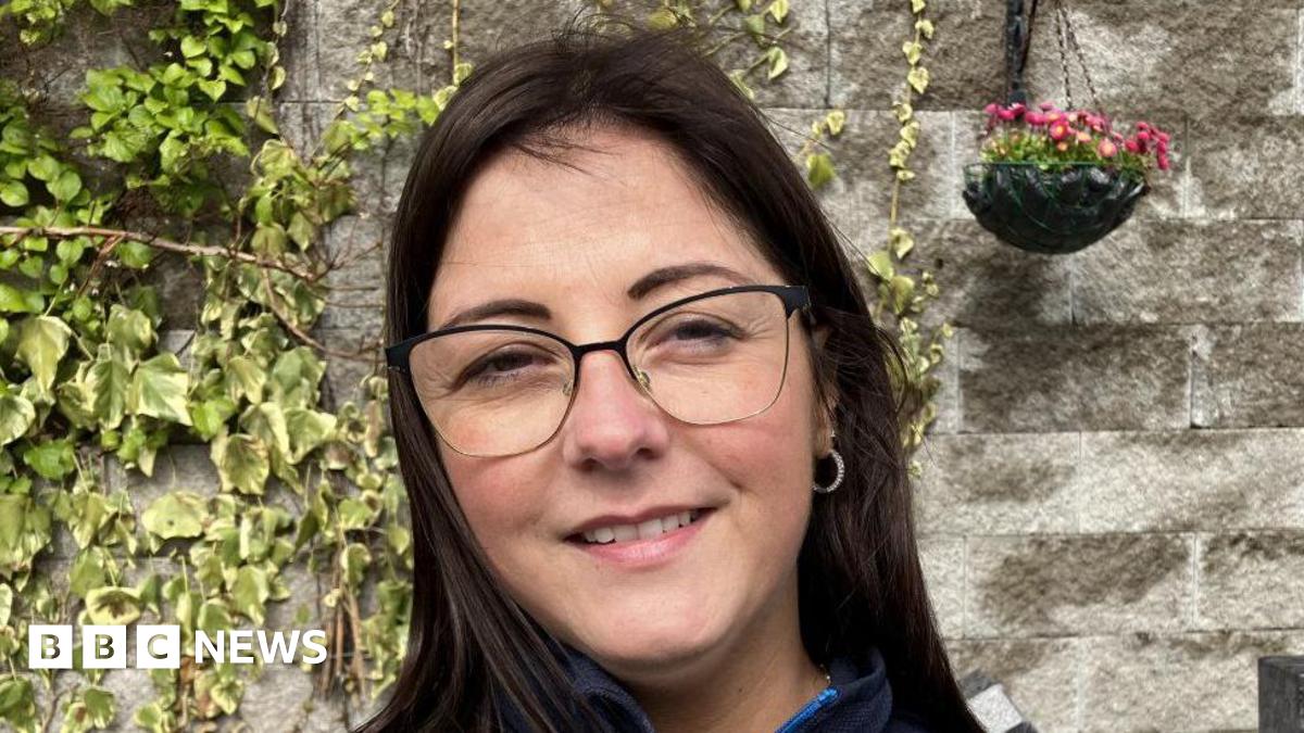 Sister Clare Crockett: Londonderry nun who could become a saint - BBC News
