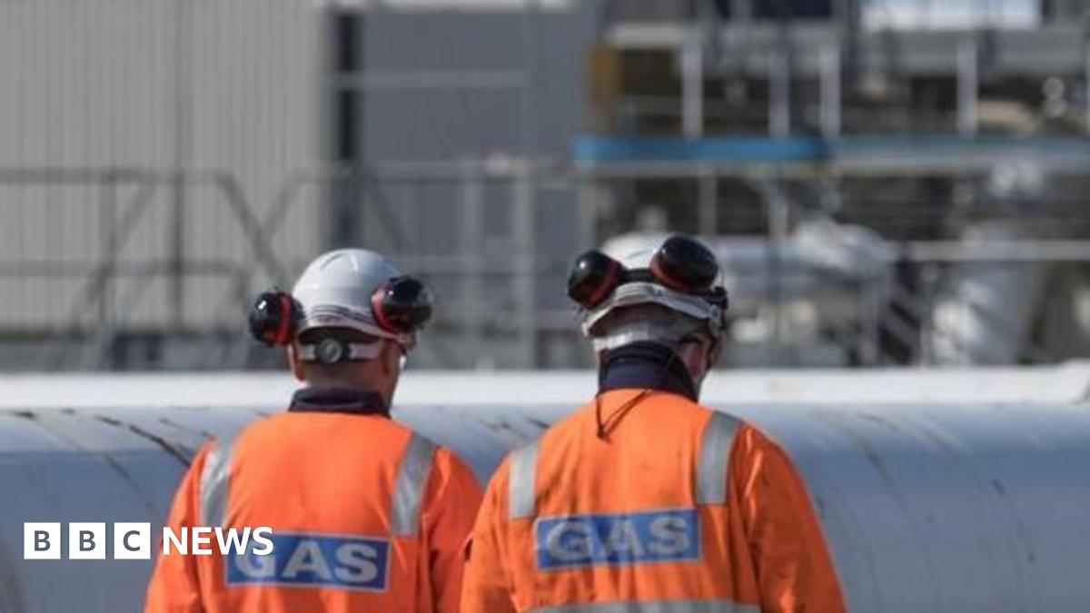 National Gas plans hydrogen pipe from Teesside to the Midlands - BBC News