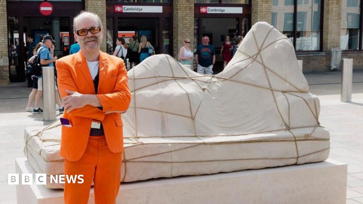 Ariadne sculpture in Cambridge sparks 'misogyny' debate - BBC News