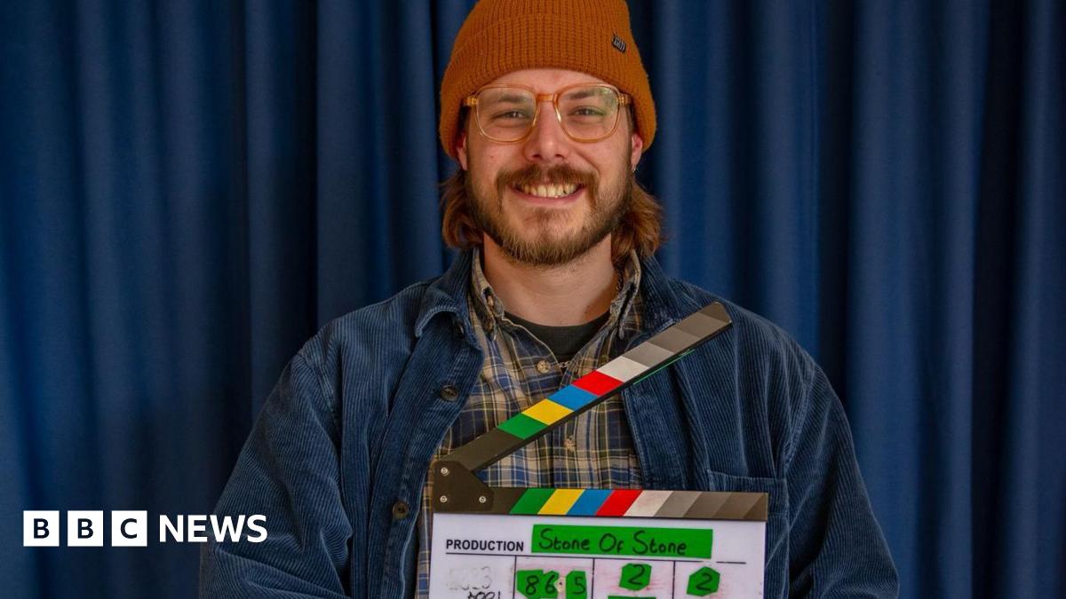 Edale villagers finally debut film that began in Covid - BBC News