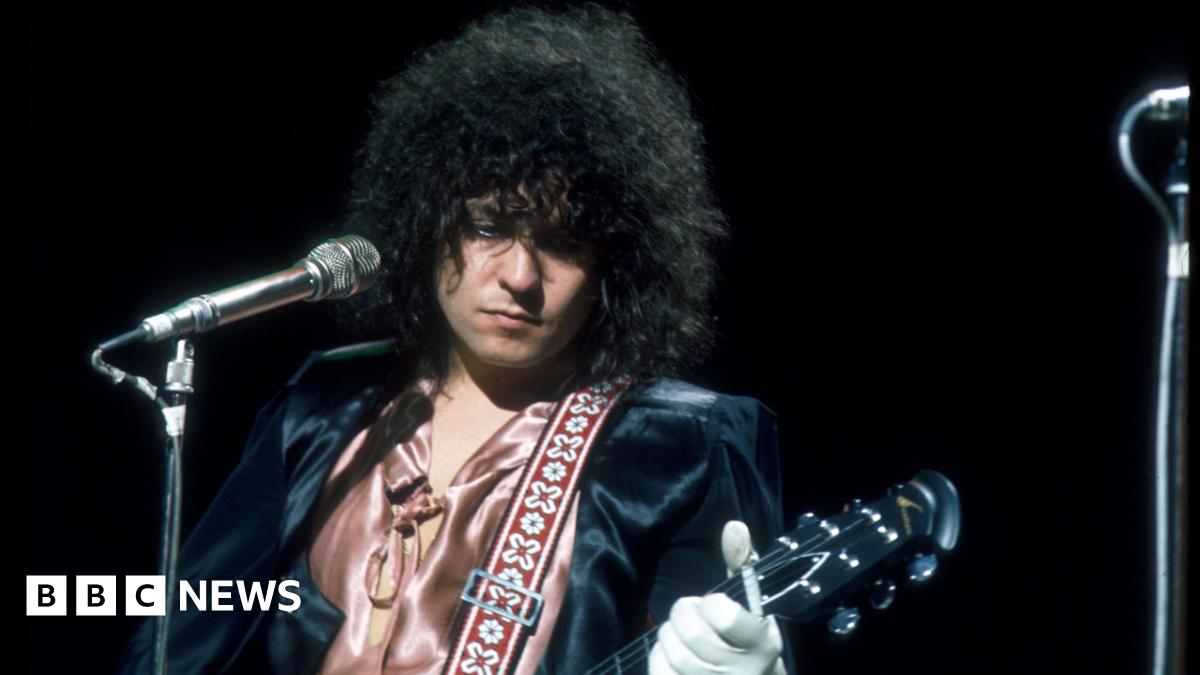 T. Rex star Marc Bolan gets blue plaque at former Maida Vale home - BBC ...