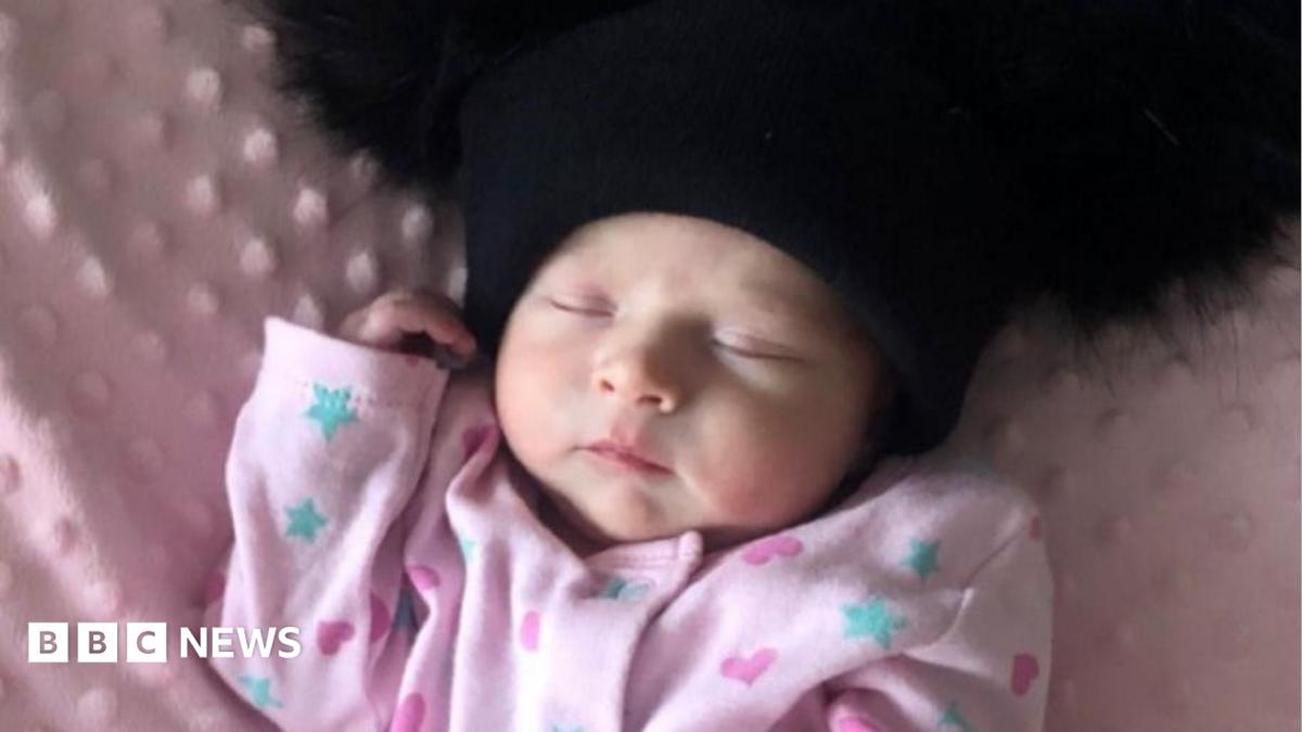 Jury told to consider accused's drugs use in baby murder trial - BBC News