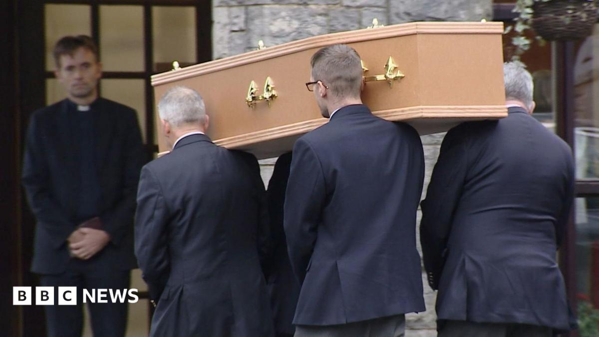 State-funded funerals on the increase across England - BBC News