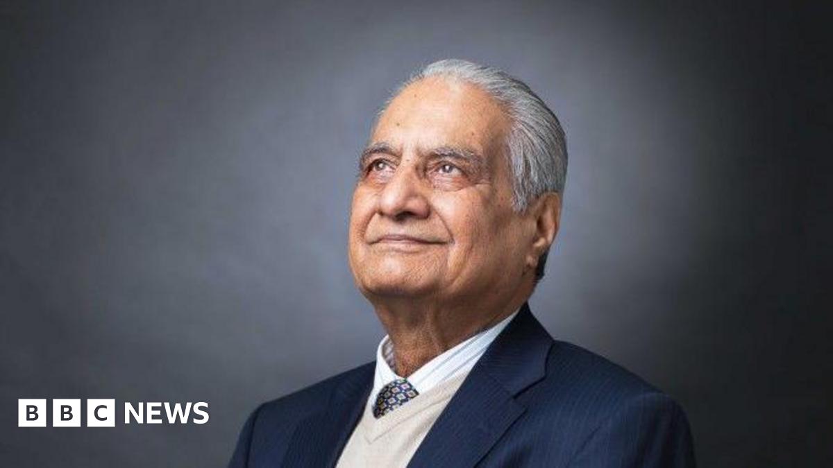 Tributes to 'luminous presence' in Derby's Hindu community - BBC News