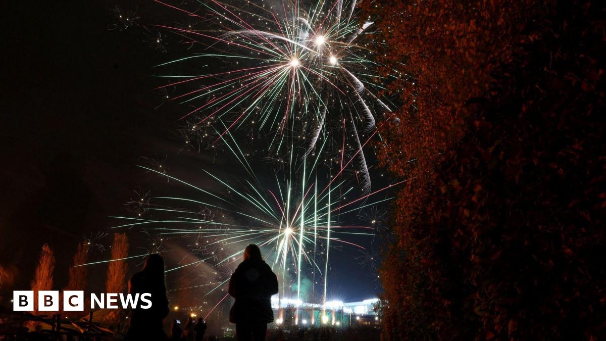 Firefighters injured in Greenacres Park firework attack - BBC News
