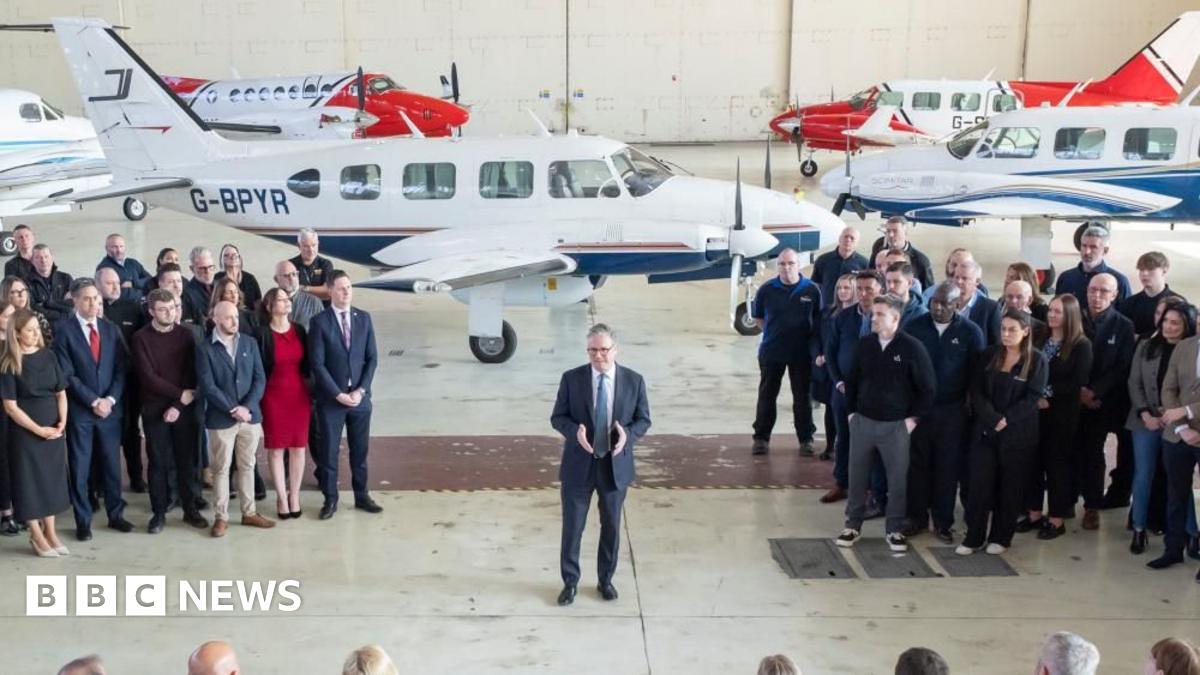 PM confirms £30m funding to reopen Doncaster Sheffield Airport - BBC News