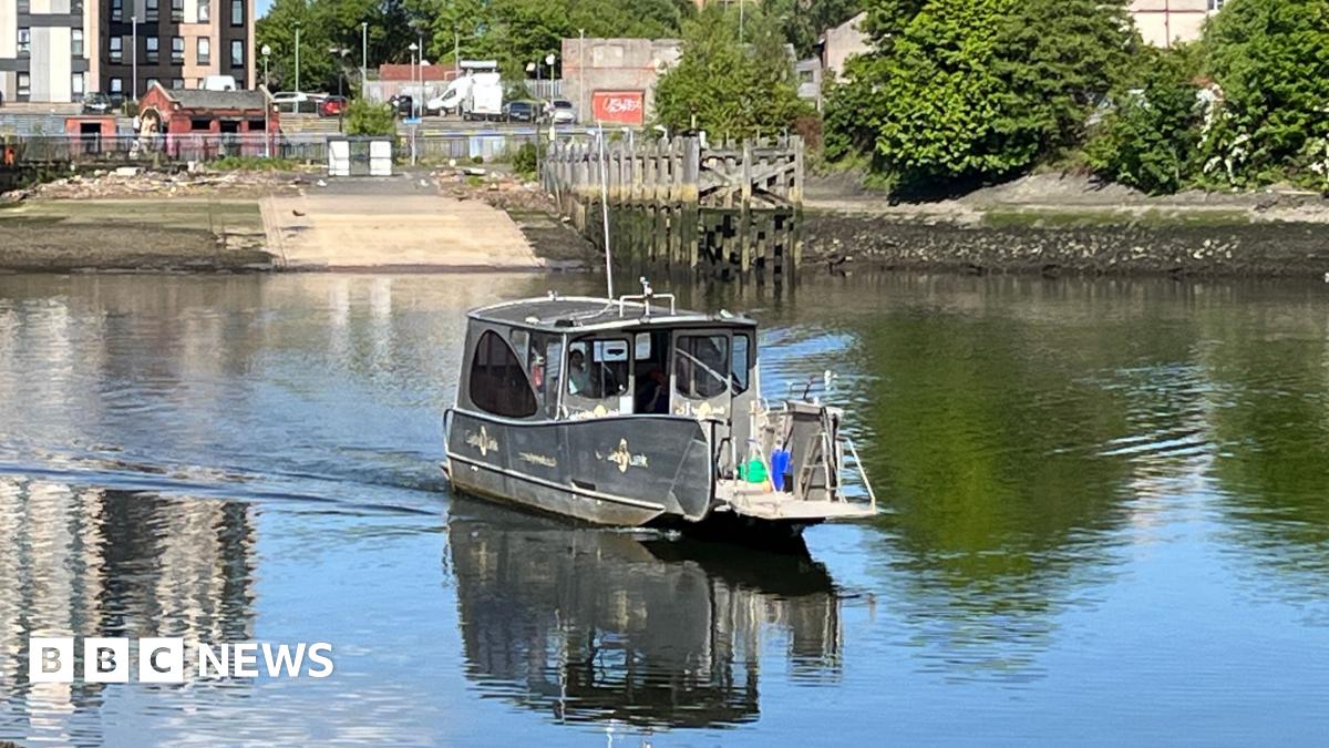 Renfrew Ferry: historic river crossing ends after new bridge opens ...
