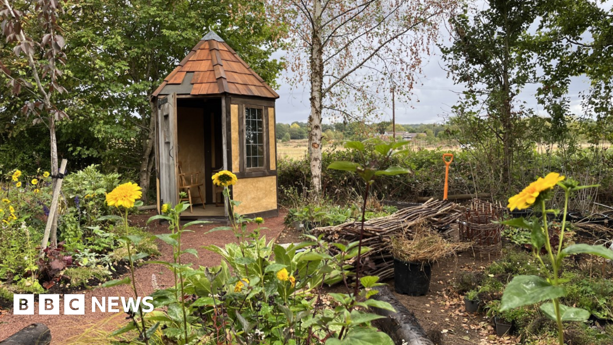 RHS award-winning garden relocated to Primrose Hospice - BBC News