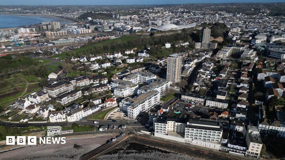 Housing firm secures £100m to build 250 more homes in Jersey - BBC News