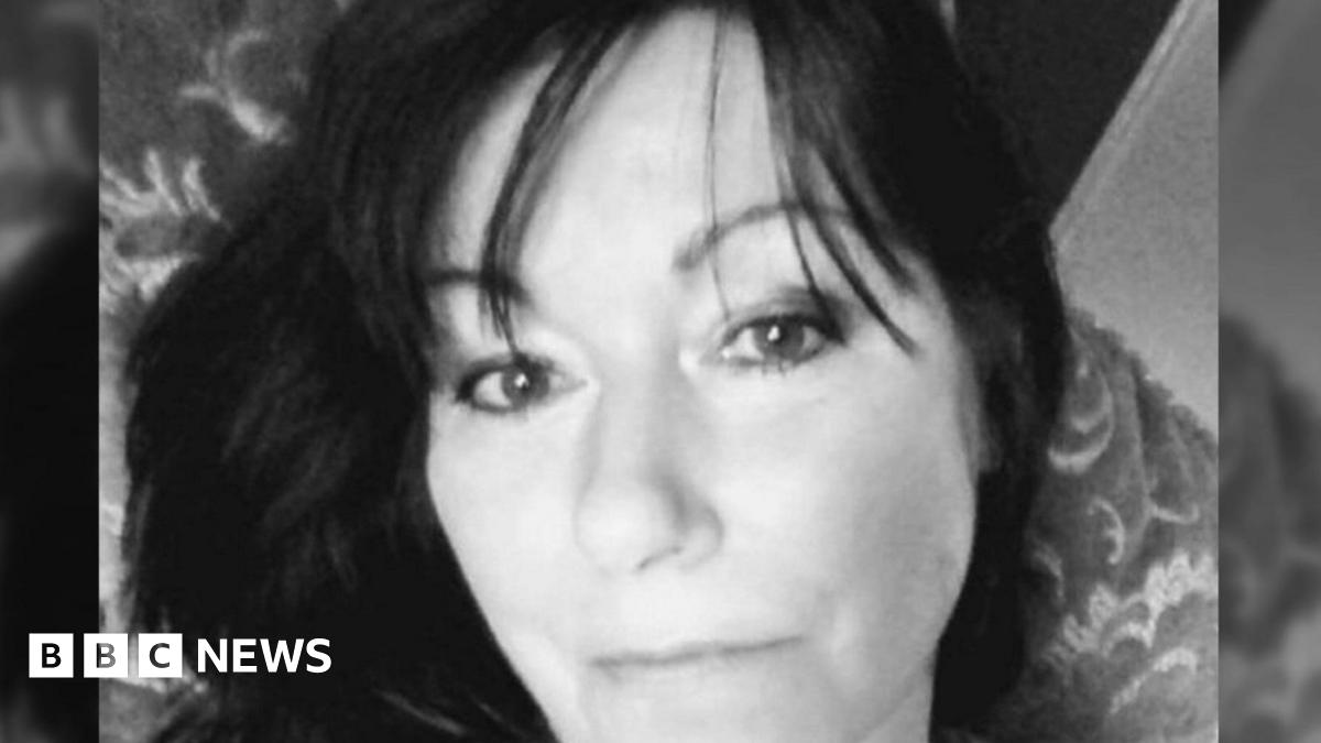 Man convicted for stabbing mother to death at her Plymouth home - BBC News