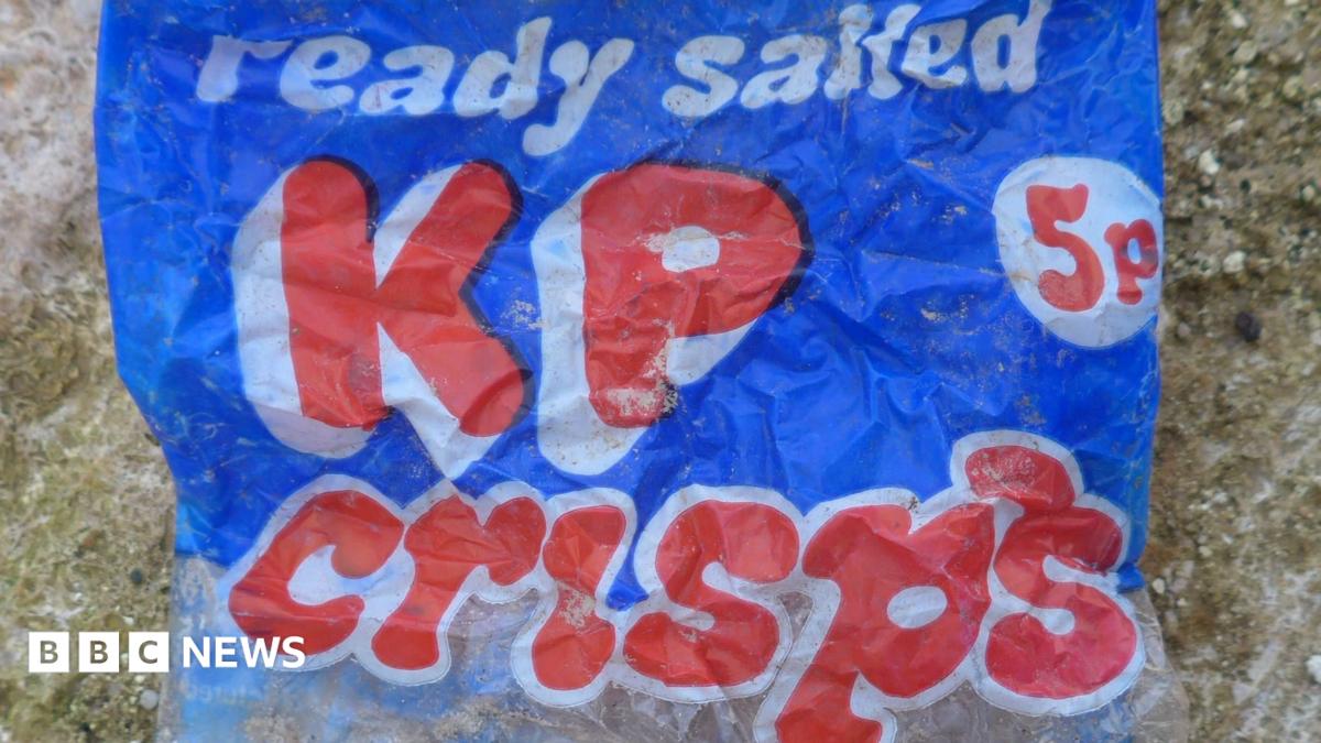 Crisp packet from 1970s found at Studland as sea defences removed - BBC ...