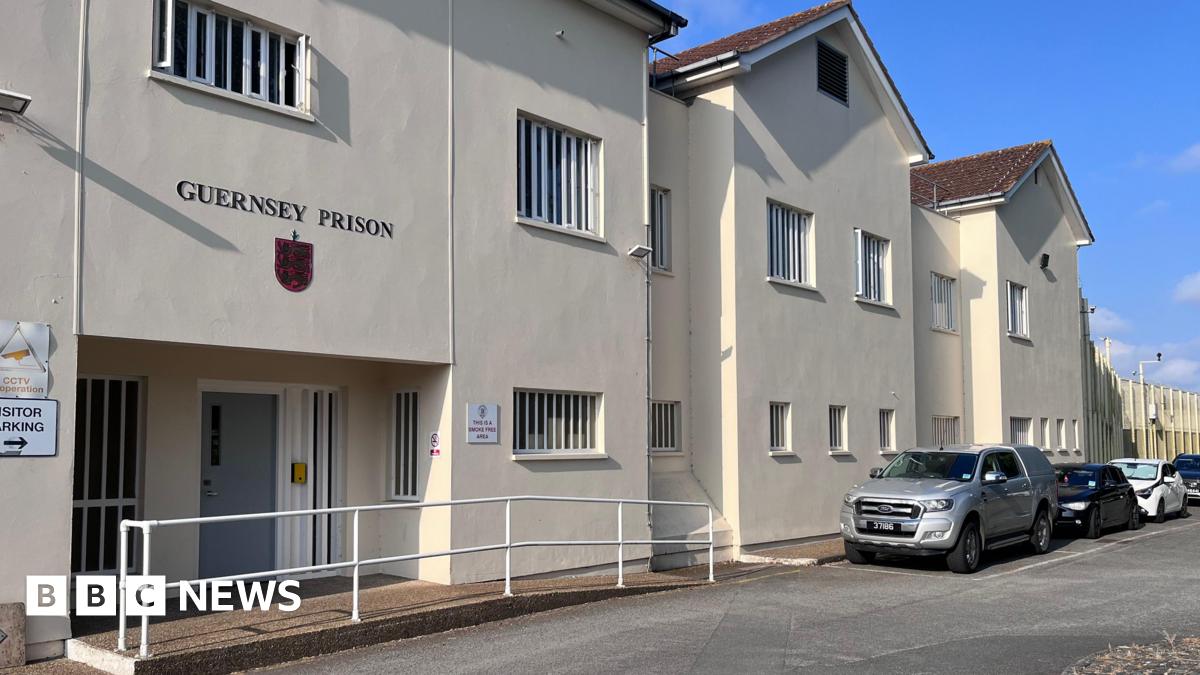 Rising Guernsey prison population leads to more use of force - BBC News