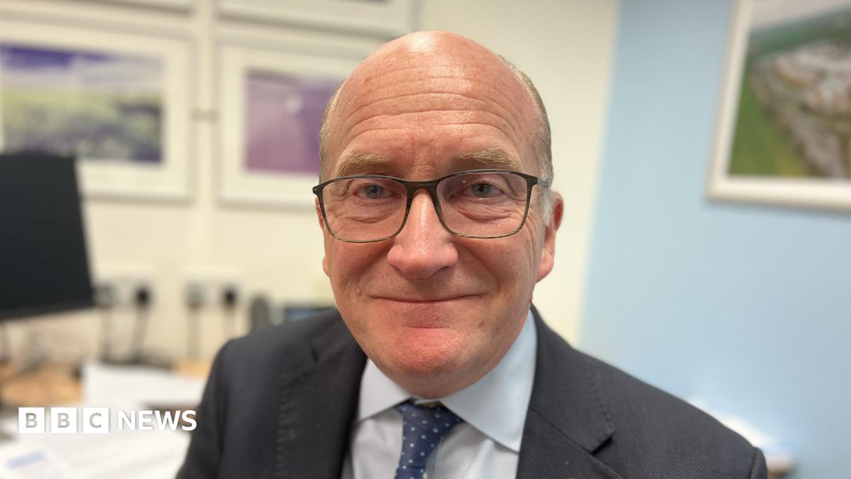 Nick Hulme warns NHS future at risk without reform - BBC News