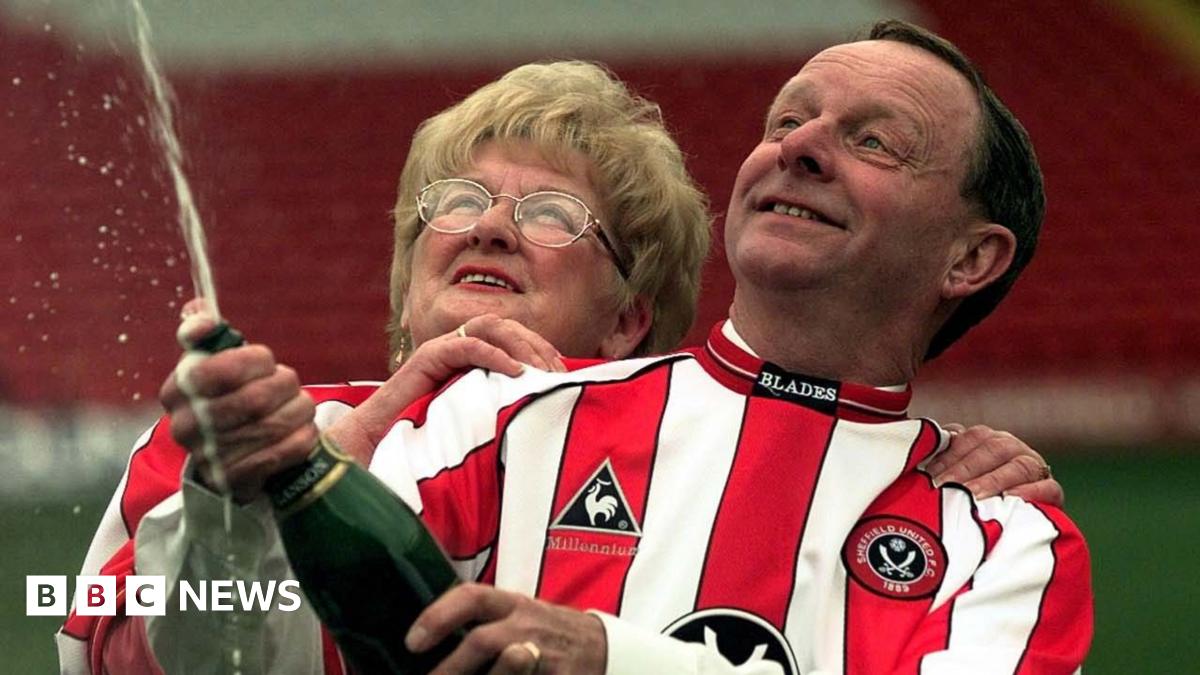 What it's like to win the lottery - by a man who has done it - BBC News