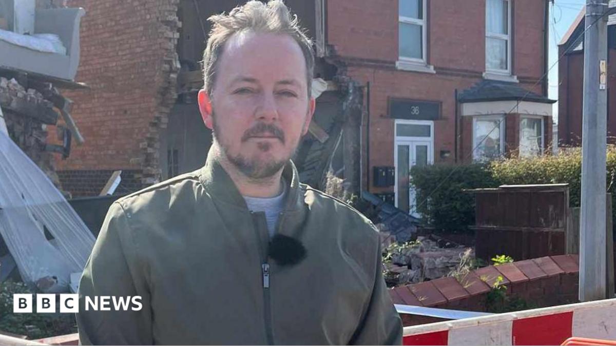 'I only have pyjamas and handouts after Chester tractor crash' - BBC News